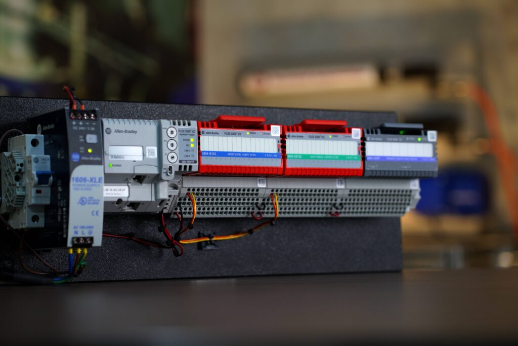 Distributed I/O | Rockwell Automation ArmorBlock 5000® and FLEX I/O ...